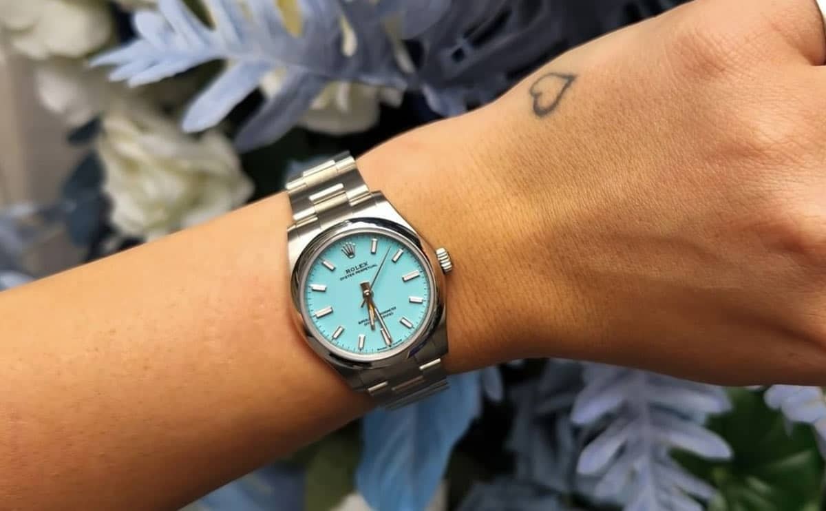 A Comprehensive Guide to Ladies' Watches - thedailyactivist.com